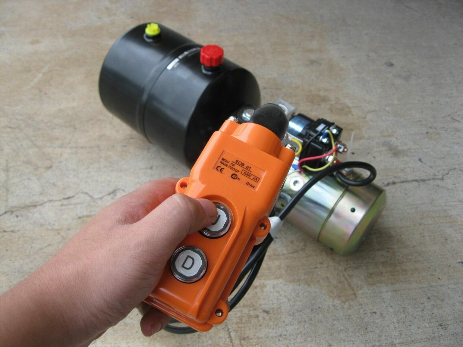 12V DC Hydraulic Power Pack for Tipper / Tail Gate 8L Square Tank with ...